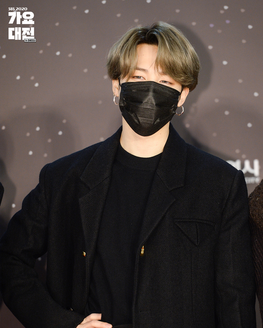 BTS SBS歌謡大祭典のスペシャルフォトがついに公開！！ | BTS 防弾少年団 【情報サイト】