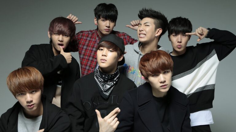 BTSの写真集付き「女性自身 2022年12月27日号」が発売決定！！発売日・購入方法 | BTS 防弾少年団 【情報サイト】