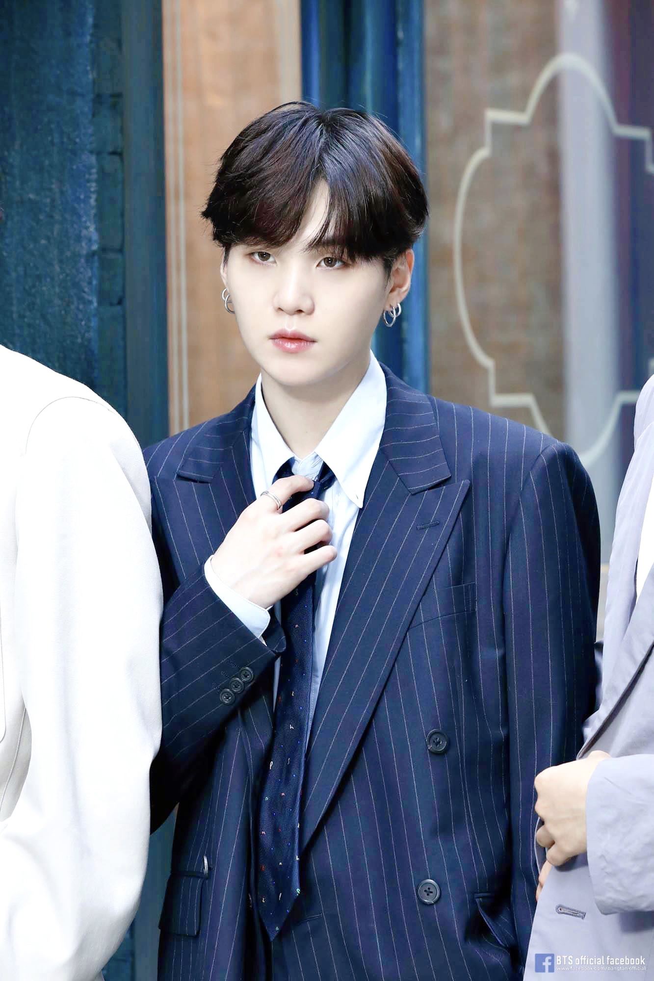 BTS SUGAの来日模様が生中継決定！！日時・視聴方法 | BTS 防弾少年団 【情報サイト】