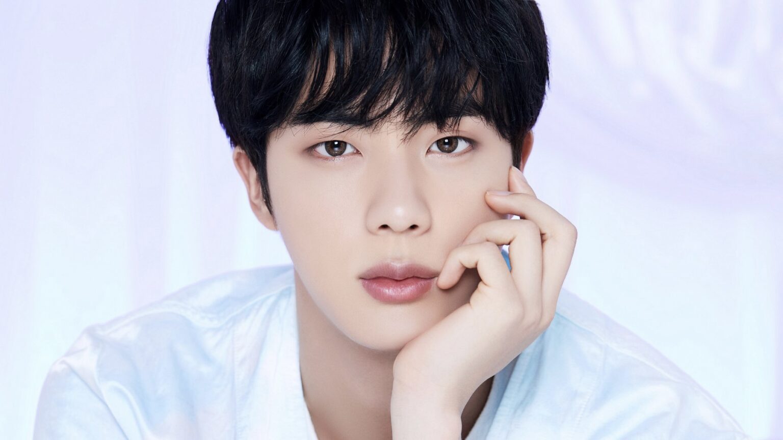 BTS ジンの魅力を最大限に引き出した写真集「LANEIGE | JIN PHOTOBOOK」が発売決定！！発売日・購入方法 | BTS 防弾 ...