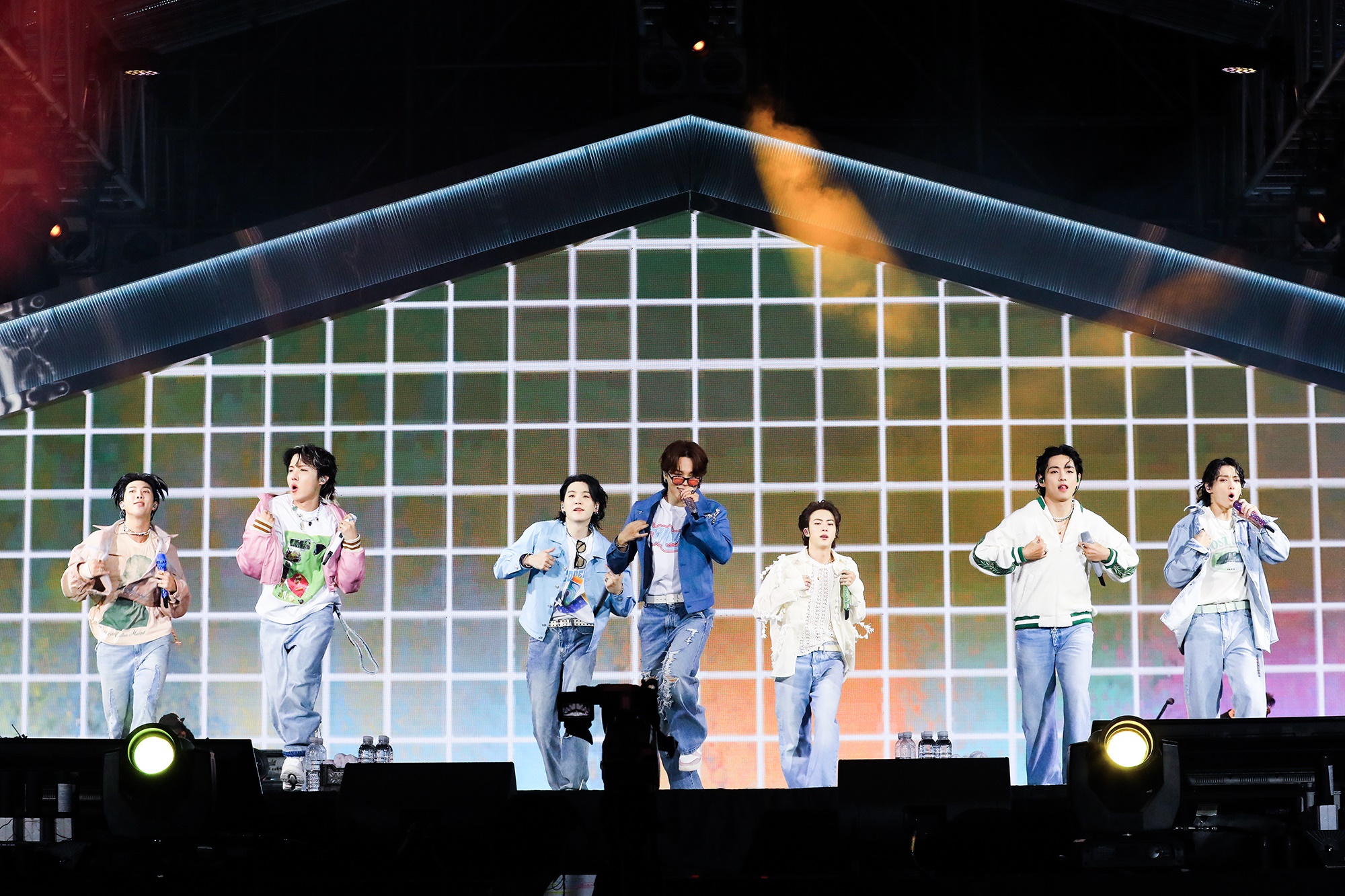 BTS WORLD TOUR ‘ARIRANG’の釜山公演が2日連続でライブ生配信決定！！【視聴方法完全ガイド】 | BTS 防弾少年団 ...